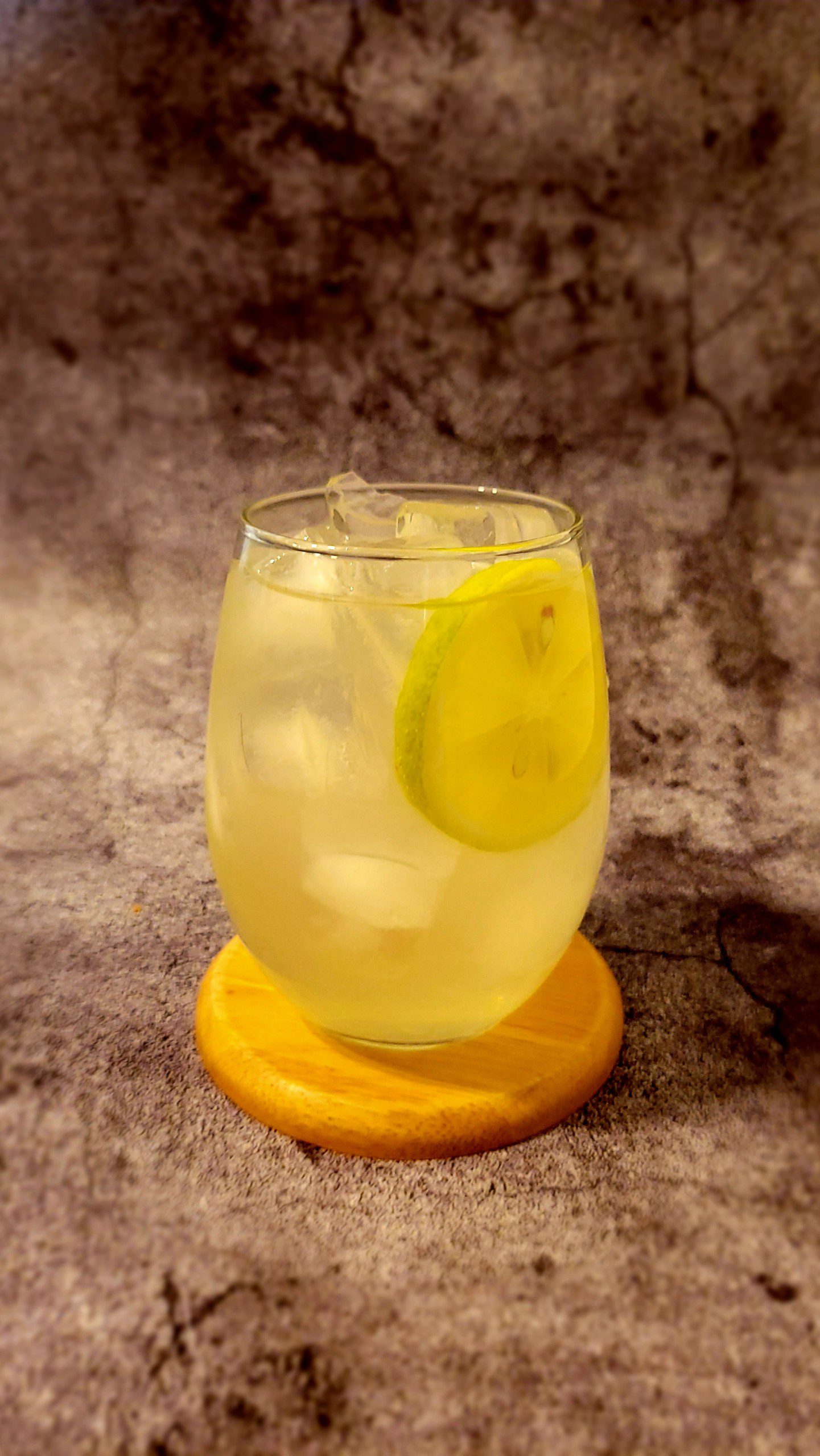 Fizzy Apple Cocktail - tama🔸liquor